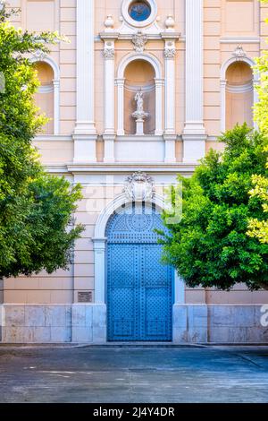Valencia, Spain - April 2022: Facade with the Springfield shop logo in ...
