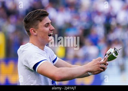 BRUSSEL, BELGIUM - APRIL 18: Matisse Samoise of KAA Gent prior to the ...