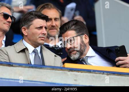 Tan Kesler and Jim Rodwell seen prior to kick off Stock Photo - Alamy