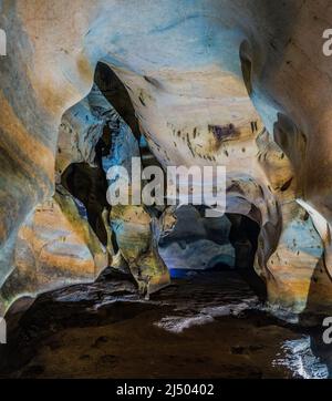 Mae sap cave Stock Photo - Alamy