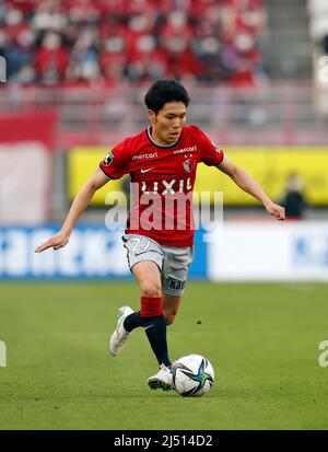 Kashima Stadium, Ibaraki, Japan. 10th Apr, 2022. Katsuya Nagato (F ...