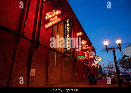 The electric neon signs of the outdoor Neon Sign Museum in Edmonton ...