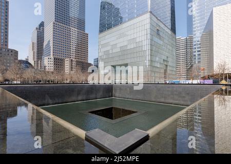 One of the two reflecting pools marking the spot of the Twin Towers ...