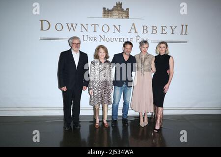 Simon Curtis attends "Downton Abbey: The Grand Finale" New York ...