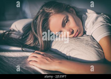 depressed woman awake in the night Stock Photo - Alamy