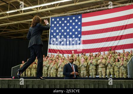 Lompoc, California, USA. 18th Apr, 2022. KAMALA HARRIS gives an address ...