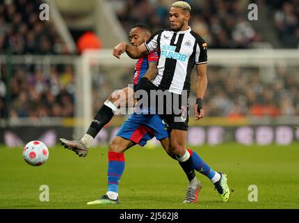Joelinton Of Newcastle United battles with Joelinton Of Newcastle ...