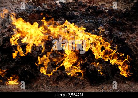 Yanar Dag (burning mountain, brennender Berg, égő hegy), Absheron ...