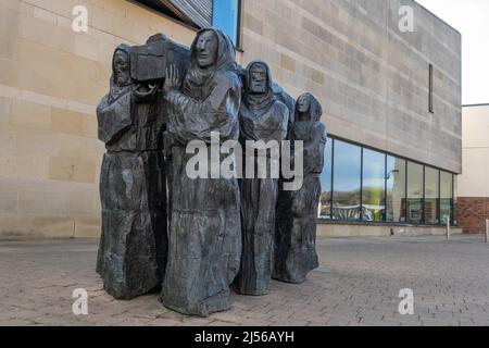 "The Journey", a sculpture by Fenwick Lawson in Durham city depicting ...