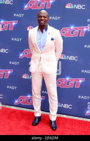 Terry Crews at arrivals for AMERICA'S GOT TALENT Season 19 Live Show ...