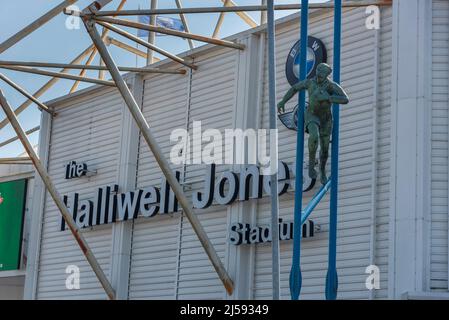 Warrington Wolves rugby league team stadium the Halliwell Jones stadium ...
