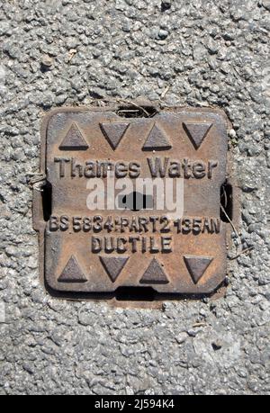 Thames Water manhole cover in London,England,UK Stock Photo - Alamy