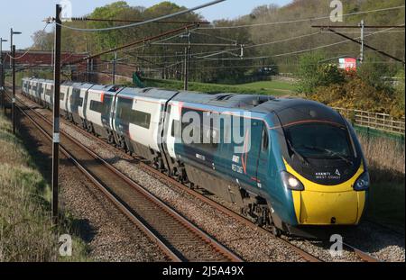 Avanti Pendolino class 390 in new livery on the West Coast Main Line ...