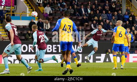 Dwight McNeil shoots during the Premier League match between Burnley ...