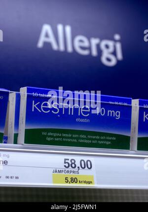 Kestine 10 mg photographed in a pharmacy Stock Photo - Alamy