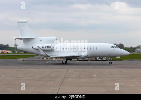G-ZAHS Dassault Falcon 900EX Centreline Air Charter Bristol Airport 22 ...