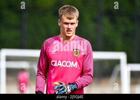 Hull City under 18s goalkeeper Thomas Macauley Stock Photo - Alamy