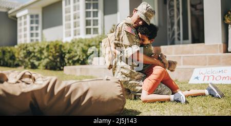 Emotional military mom embracing her son after returning home from the ...