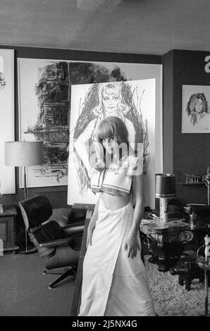 Maria Brockerhoff at a performance in Berlin. [automated translation ...