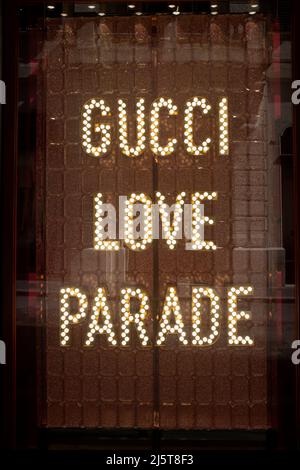 gucci store, rome, italy Stock Photo - Alamy