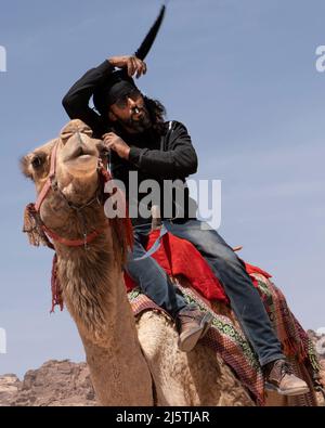 THE BEDUL BEDOUIN TRIBE ONE OF THE HUWAITAT TRIBES WHO LIVED IN PETRA ...