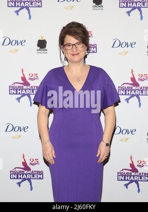 Sharon Cohen attends Figure Skating in Harlem's private preview and ...