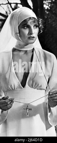 RAQUEL WELCH, BLUEBEARD, 1972 Stock Photo - Alamy