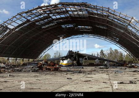 Destroyed Antonov An-225 Mriya cargo aircraft is seen after the battles ...