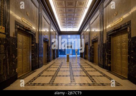 Detroit, Michigan - The First National Building, designed by architect ...
