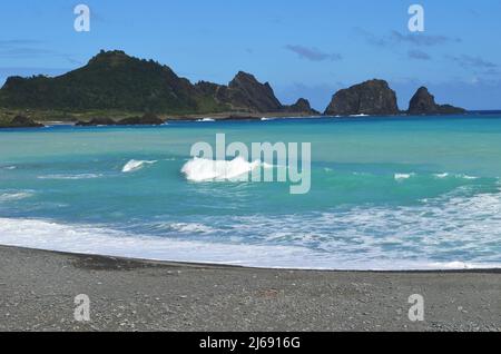 A tranquil beach in Dongquin Bay, Lanyu island (Orchid island), Taiwan ...