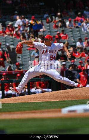 Los Angeles Angels' Jose Suarez pitches during the first inning of a ...