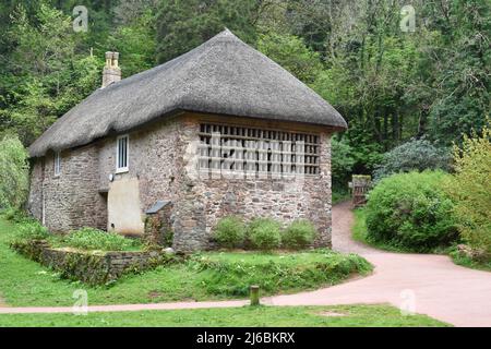 Meandering Game Keepers Cottage Cockington Stock Photo - Alamy