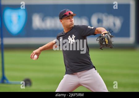 New York Yankees' Isiah Kiner-Falefa at bat against the Kansas City ...