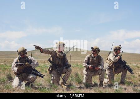 U.S. Marine Corps Joint Terminal Attack Controller (JTAC) students and ...
