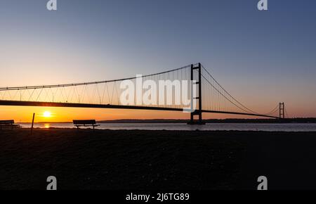 Sunset Humber Bridge, Hull, England, 1982 Stock Photo - Alamy