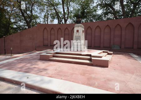 Tantia Tope memorial at Nana Rao Park or Company Bagh (formerly ...