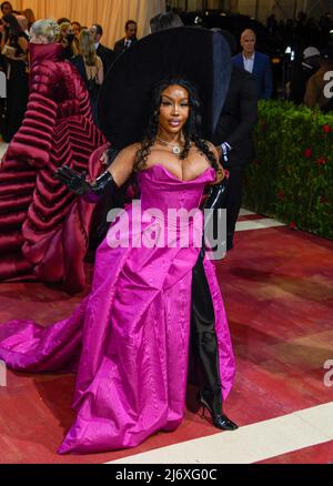 Met Gala 2022 at The Metropolitan Museum of Art, New York City Stock ...