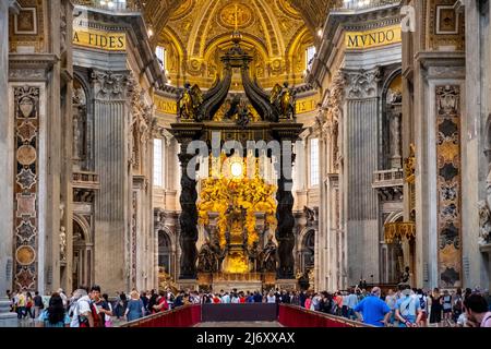 Cathedra Petri, Altar of the Chair of St. Peter, by Bernini, 1666. St ...