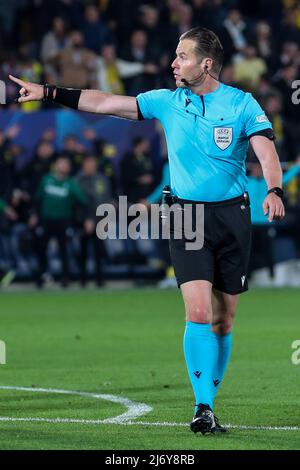 Referee Danny Makkelie during Villarreal CF vs Liverpool FC, UEFA ...