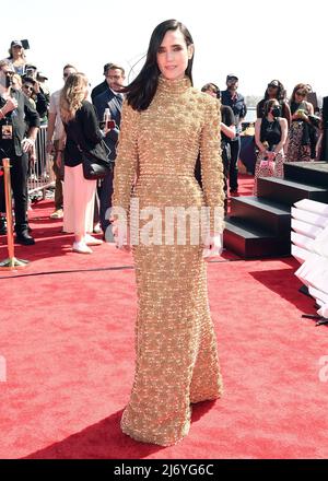 Jennifer Connelly walking on the red carpet at the global premiere of ...