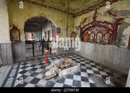 Shiva mandir interior at the Guptar Ghat or Narayan Ghat along the ...