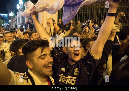 madrid fans celebrations in the streets, beating machester city at the ...