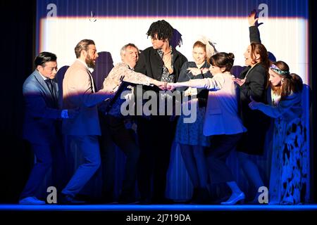 Lisa Julie Rauen, Gregor von Holdt, Philip Bender, Debora Weigert, Ruth ...