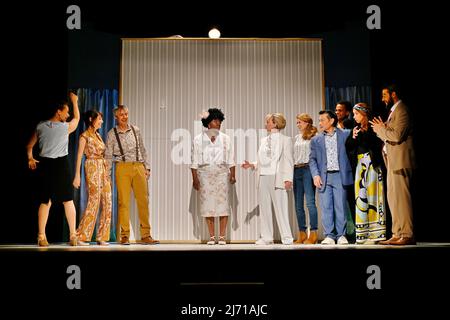 Lisa Julie Rauen, Gregor von Holdt, Philip Bender, Debora Weigert, Ruth ...