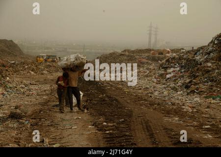 May 3, 2022, Delhi, Delhi, India: Garbage dumping at the Bhalswa ...