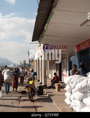 Street scene, Limbe, Malawi - Limbe and Blantyre form a conurbation and ...