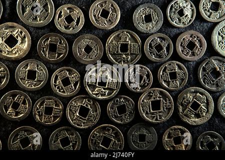 Chinese ancient copper COINS Stock Photo - Alamy