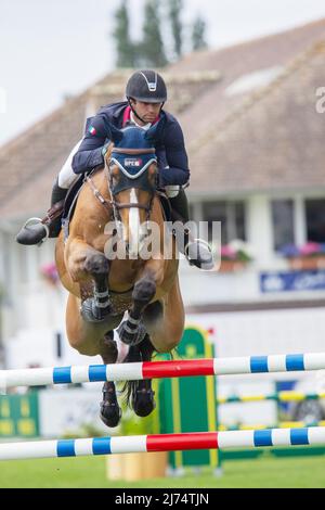 Julien Anquetin of France with Blood Diamond du Pont during the ...