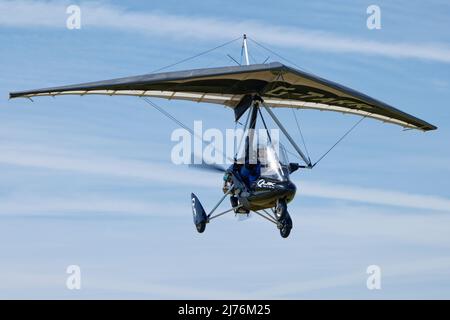 Pegasus Quik flexwing microlight aircraft at Shobdon airfield ...
