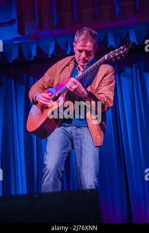 Welsh singer, songwriter, Martyn Joseph in concert Stock Photo - Alamy